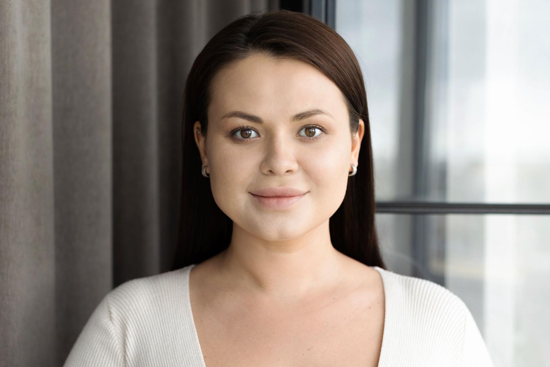 7 Best Facial Exercises for Cheeks